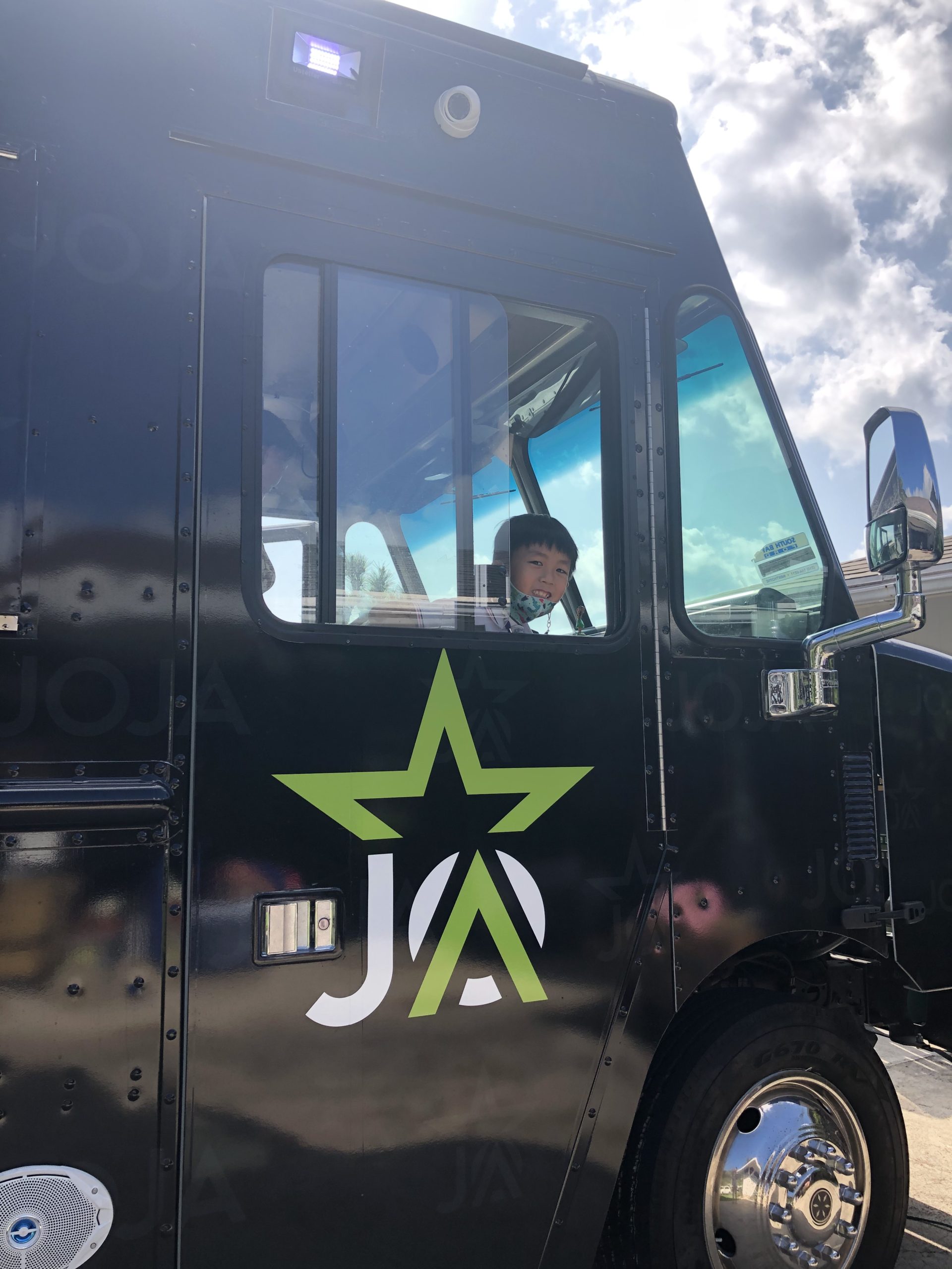 About Us – JOJA HAWAII